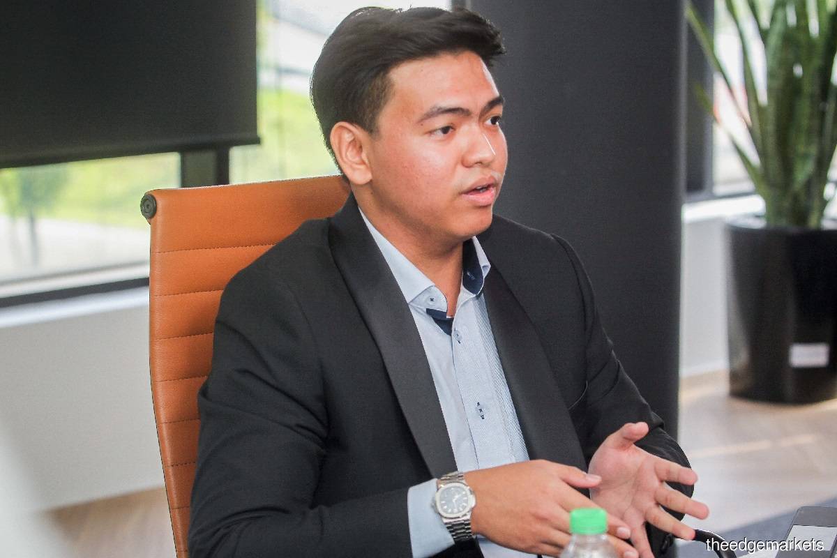 Noor Azri resigns as Serba Dinamik director at age 23